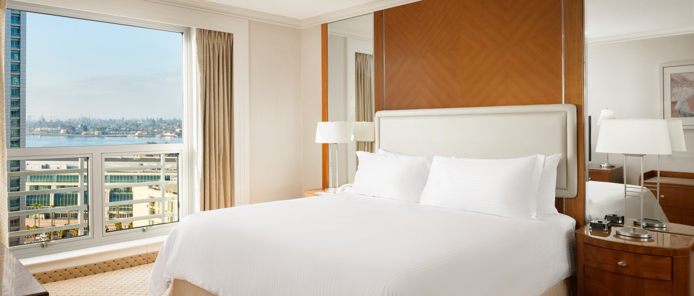 Marriott San Diego Hotel Package | ALTITUDE Sky Lounge San Diego